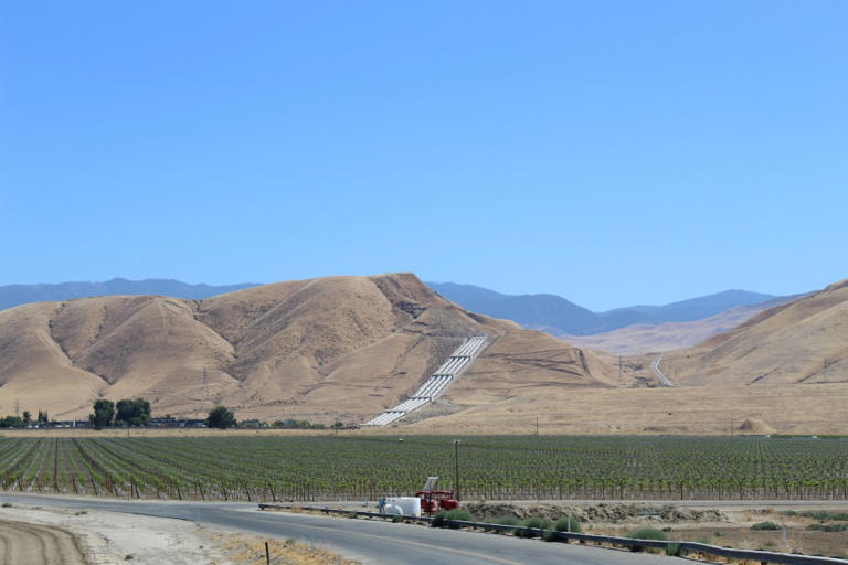 Vanished for 130 years, ghost lake returns and buries 94,000 acres of ...