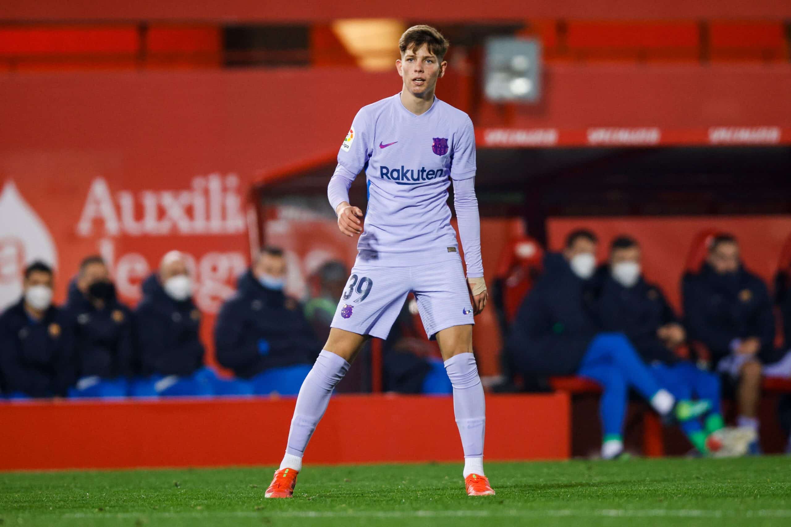 PSG nappaamassa Barcelonan superlupauksen