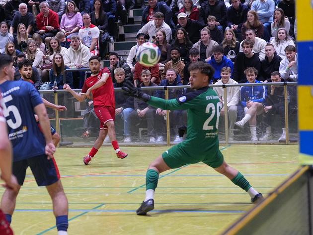 Unerwarteter Auftakt: SVE Heessen droht das Aus, Hammer SC überrascht ...