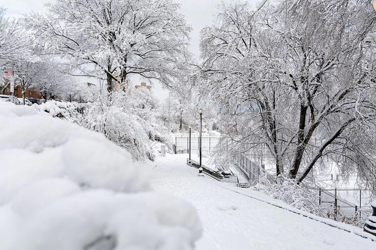 New York weather: Fast moving rare winter storm threatens to blanket ...