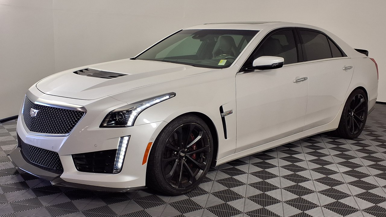 The modern V8 cars that will become future collectibles