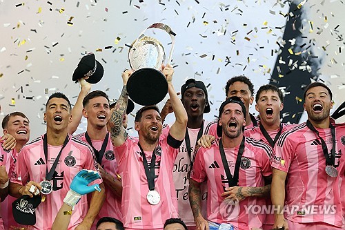 손흥민 1900억에 데려오라고 했잖아! 사우디 구단 충격 근황… 구단주 리오넬 메시 원한다, 연봉+계약 기간 모두 무제한 파격 제안