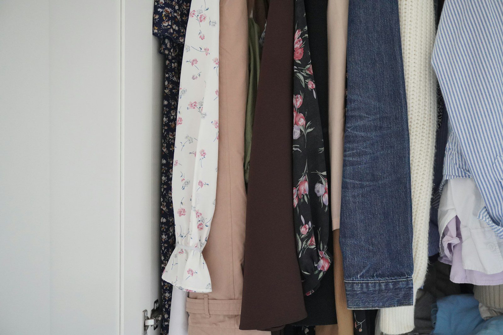 6 things you should always check before cleaning out a closet