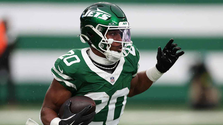 Breece Hall, AD Mitchell earn surprisingly positive review from ...