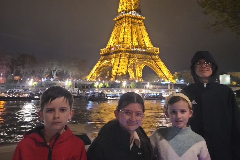 Brave Essex teen ticking off 'visual wish list' before she goes blind