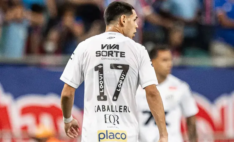 Relembre os lances de arbitragem mais polêmicos do Santos na temporada