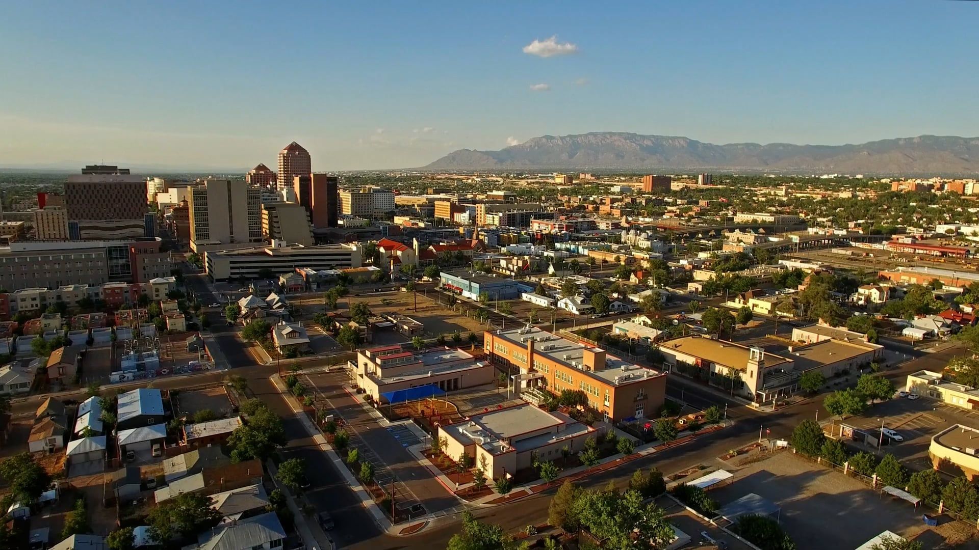 Albuquerque, New Mexico: Atemberaubende Drohnenaufnahmen der Hochwüste