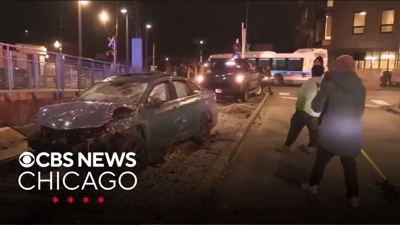 Car crashes through building in South Shore