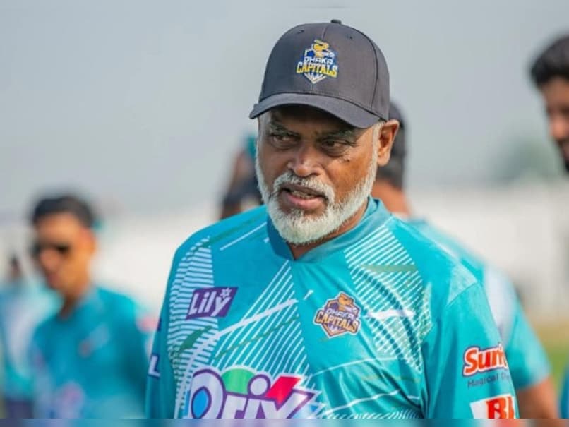 Bangladesh Premier League coach Mahbub Ali Zaki collapses and dies ...