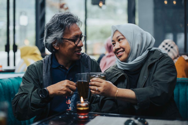 8 things happy couples do when they feel disconnected