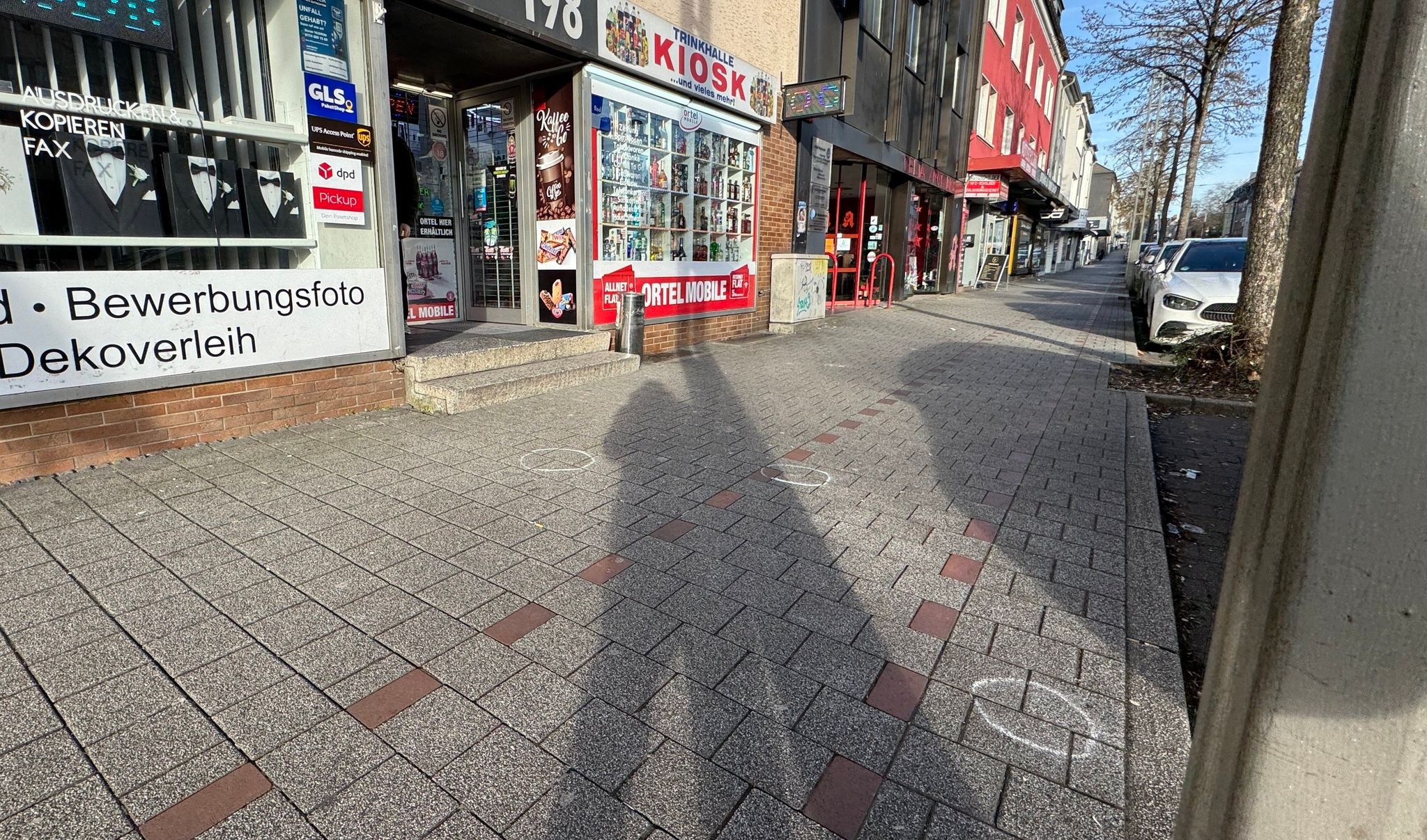 Mann vor Dortmunder Kiosk niedergeschossen