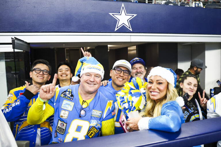 NFL games on today 12/27/25: Saturday Week 17 TV schedule