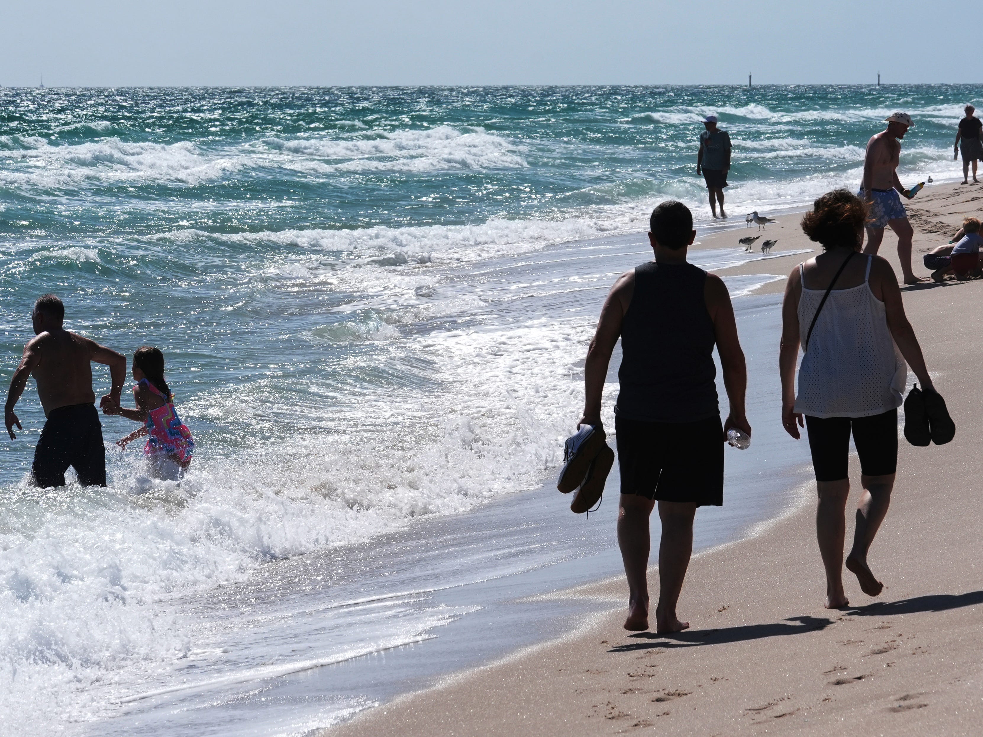 The risks of 'ghost vacationing' over the holidays