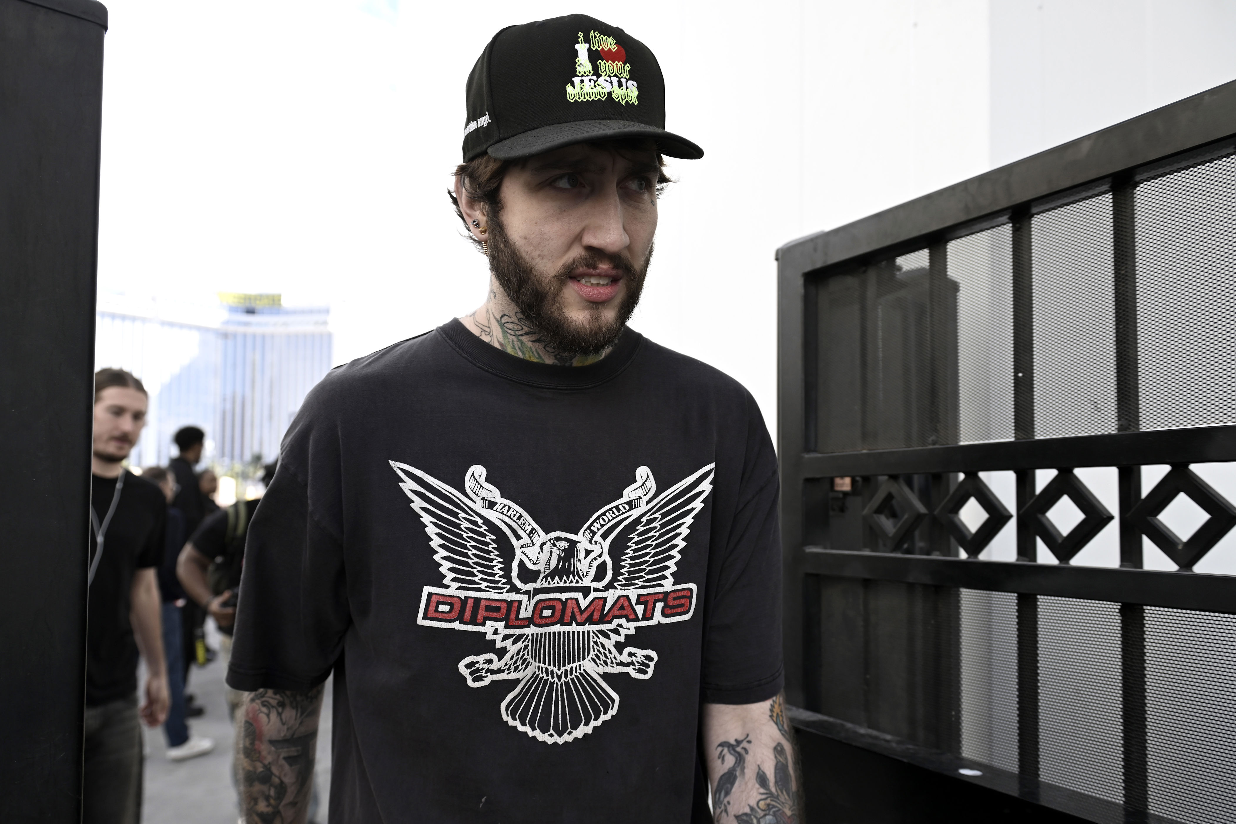 “I’m an idiot for saying that”: FaZe Banks admits calling PlaqueBoyMax ...