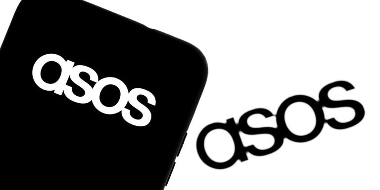 ASOS's £34 two-in-one burgundy jumper is an easy styling hack to ...