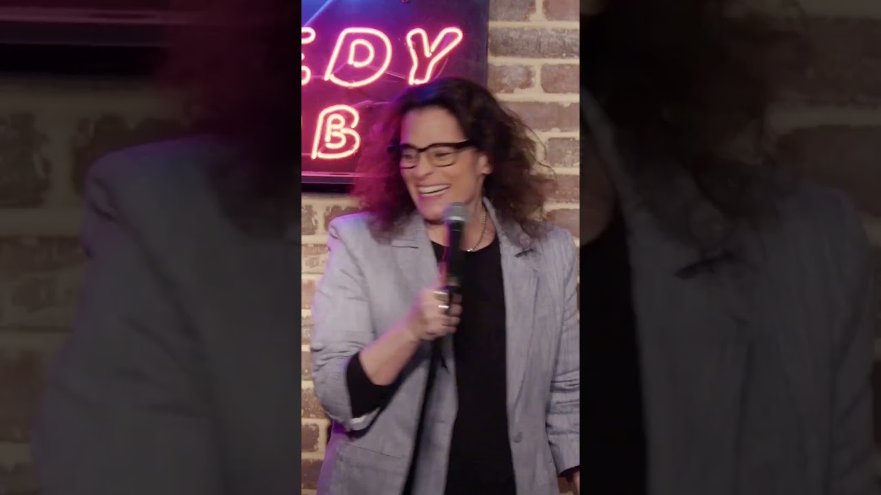 Hear a stand-up comedian call out a married woman for flirting