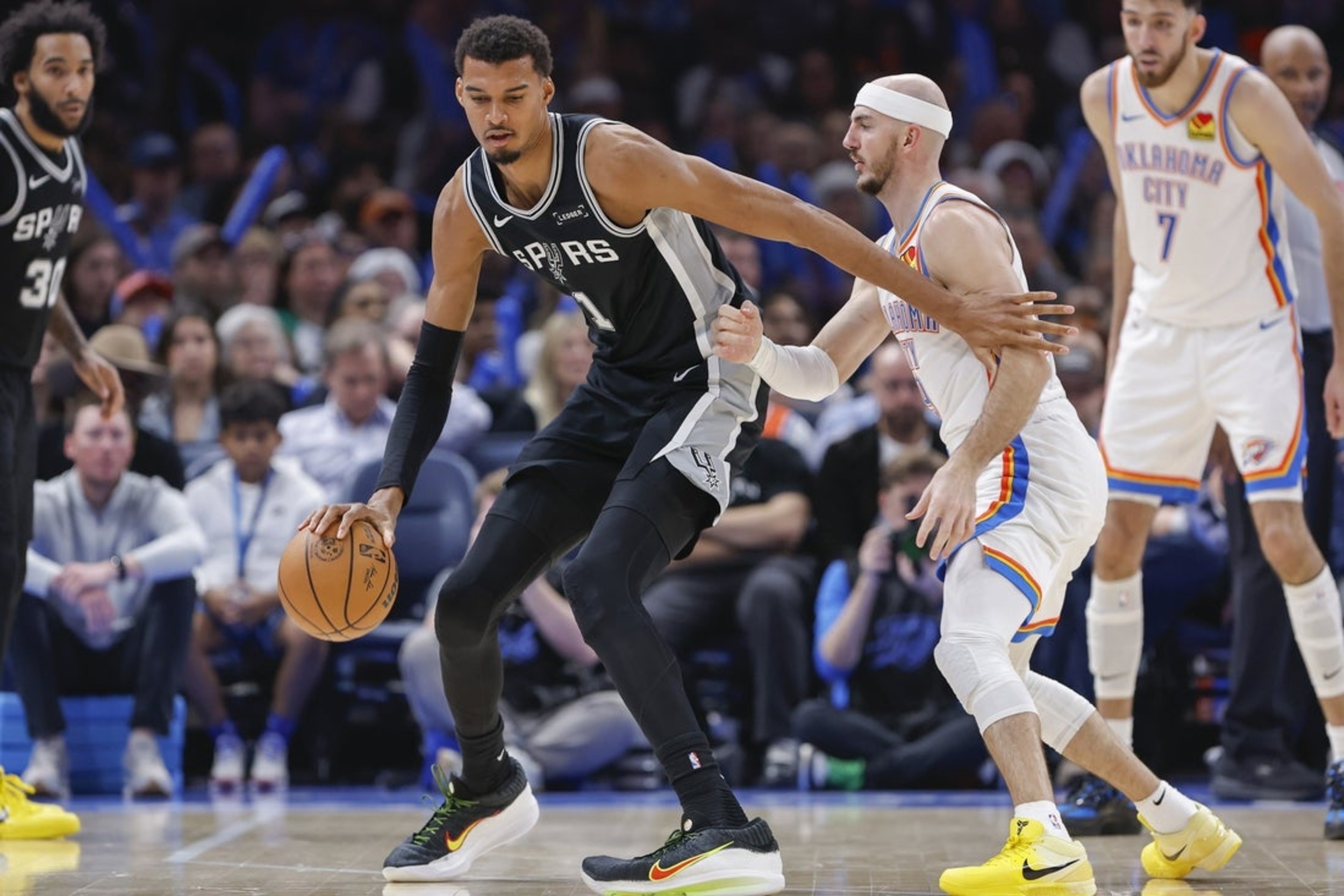 Spurs, emboldened by wins over Thunder, put streak on line vs. Jazz