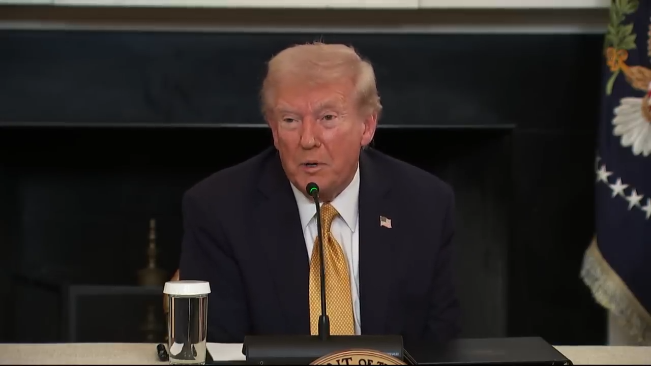 'I won't get into that': Trump weasels his way out of questions ...