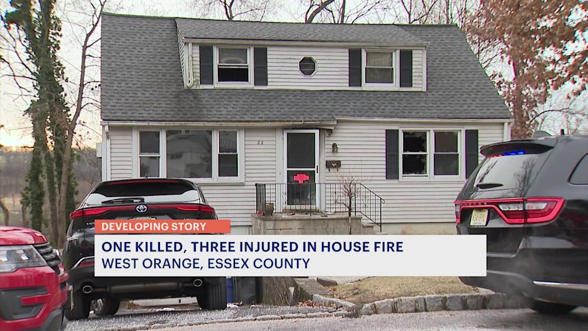 1 killed, 3 injured in West Orange house fire
