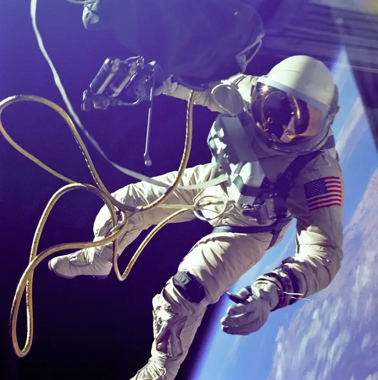 11 space myths modern science has already disproved