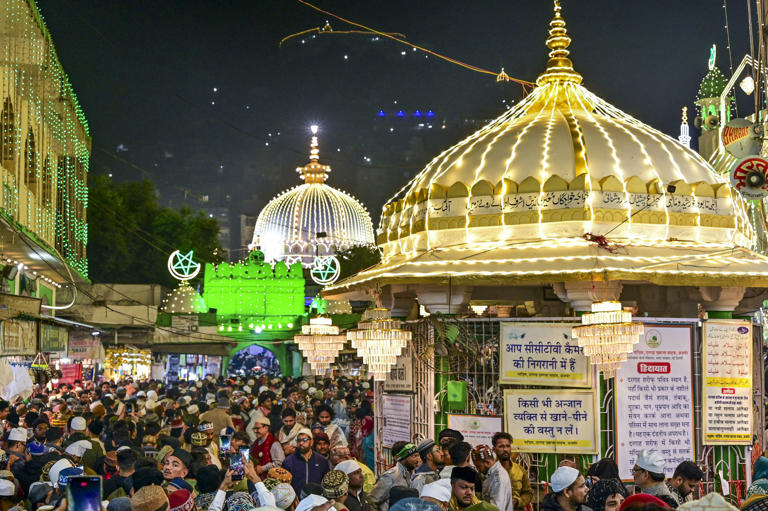 Ajmer Sharif clerics' body condemns violence against minorities in ...