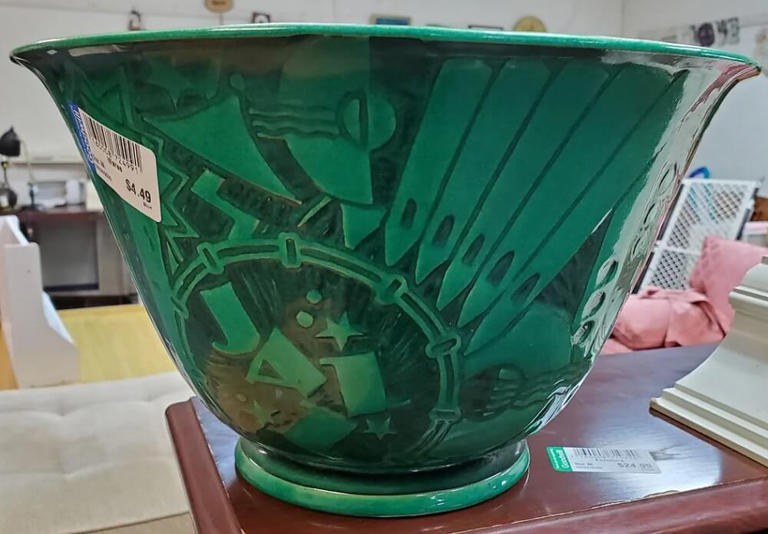 Shopper stunned after finding museum-quality item for cheap at thrift ...