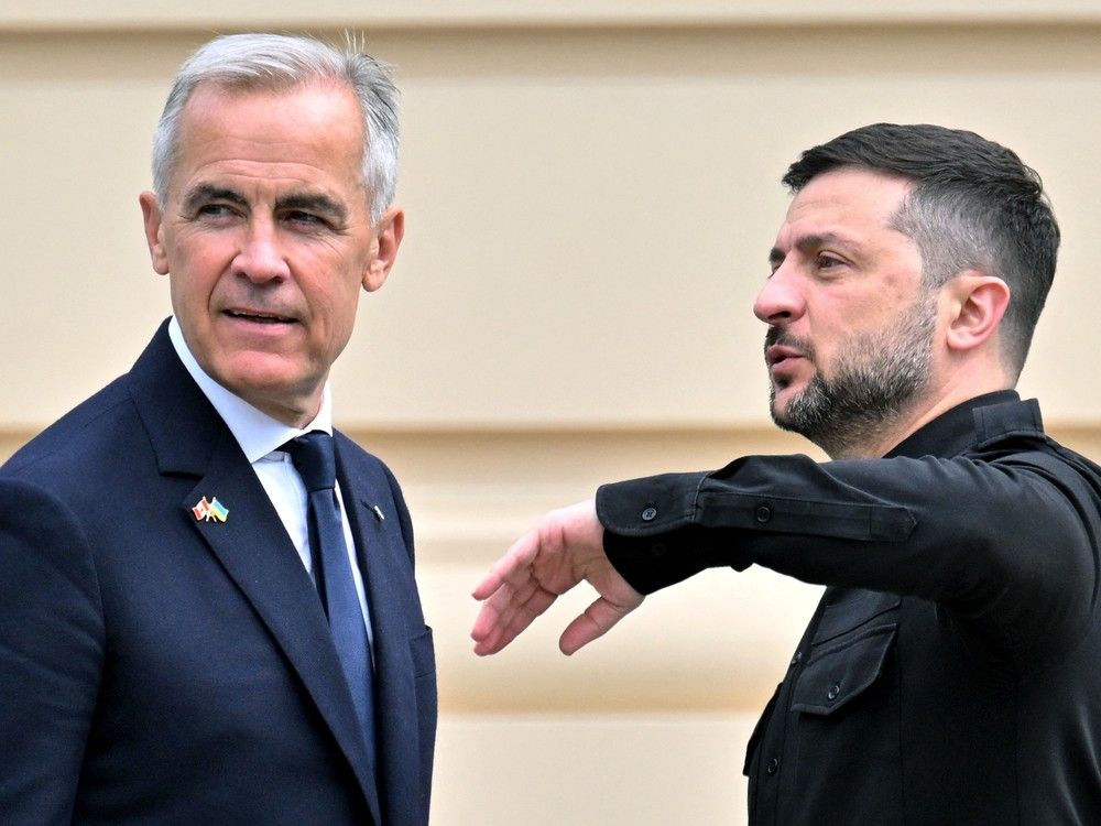 Zelenskyy stopping in Canada to meet Carney ahead of peace talks with Trump