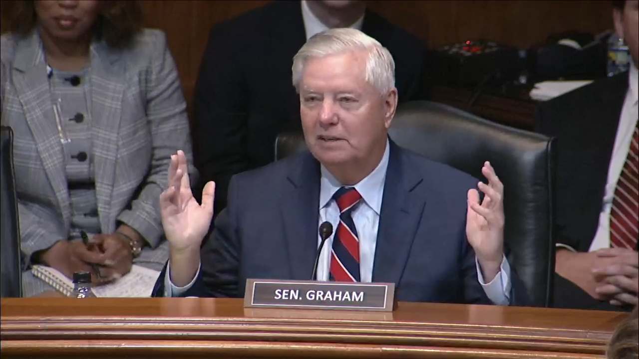 'I don't wanna live my life giving in to bullies': GOP hypocrite ...