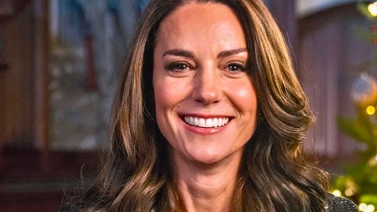Kate Middleton debuts a radiant new eye makeup look at Sandringham