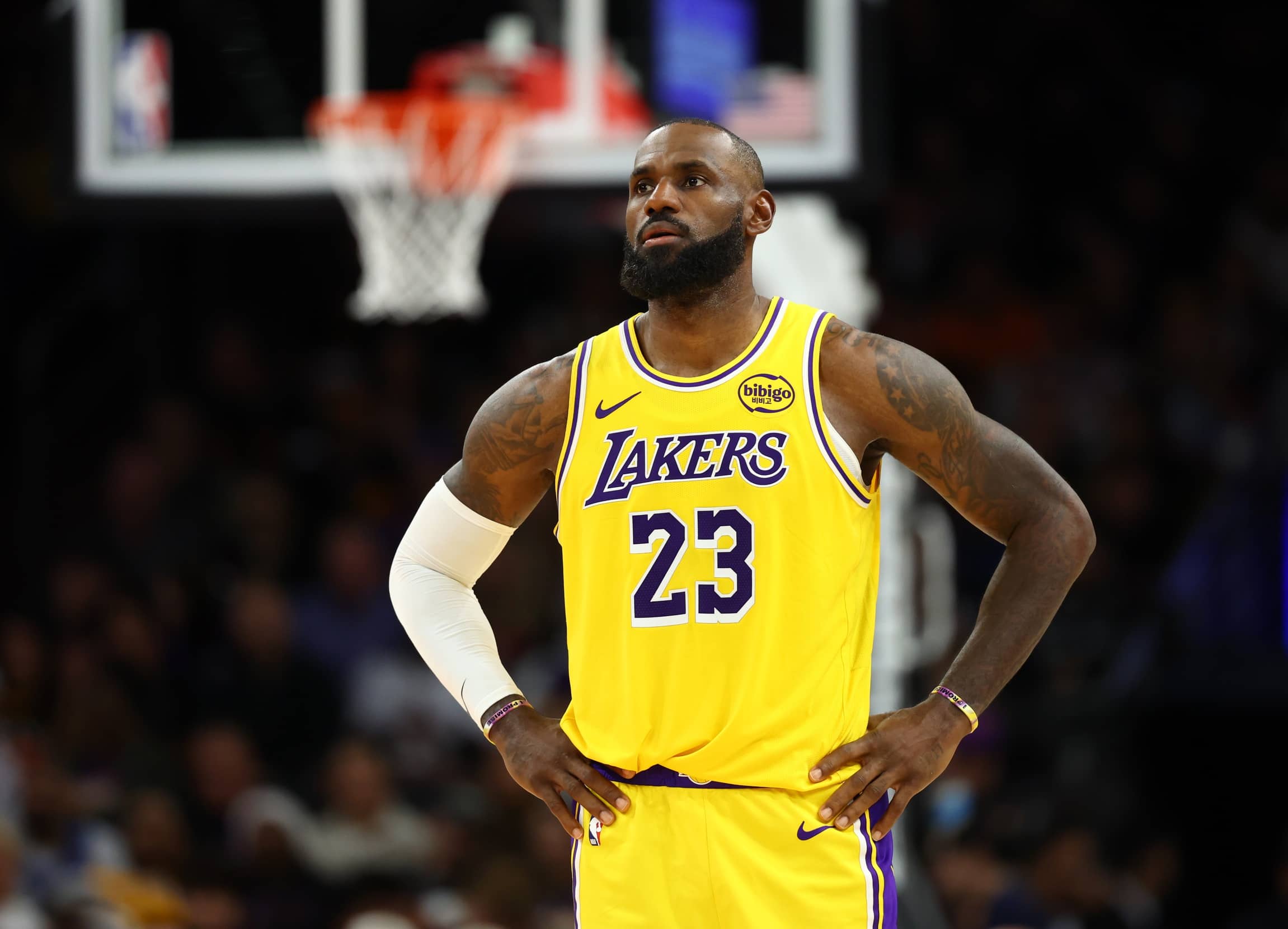 LeBron James brought to tears by Zhuri James’ heartfelt Father’s Day card