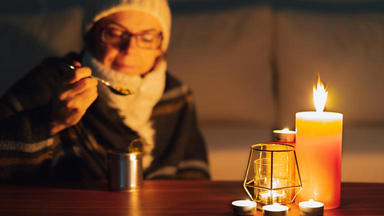 A winter outage hits at night, the 10-minute setup that keeps things ...