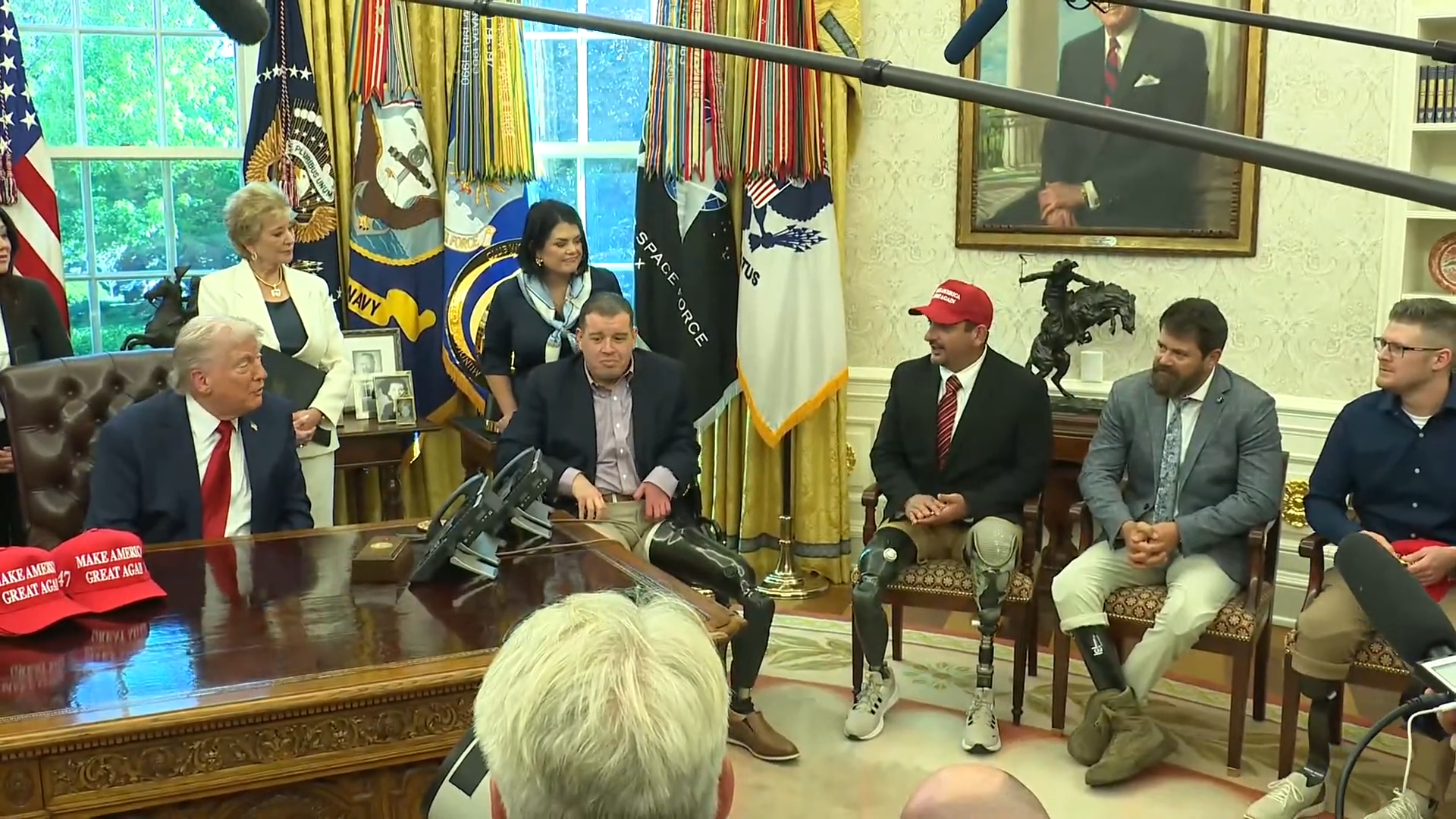'You got hit': Trump makes a mockery of disabled veterans, ridicules ...