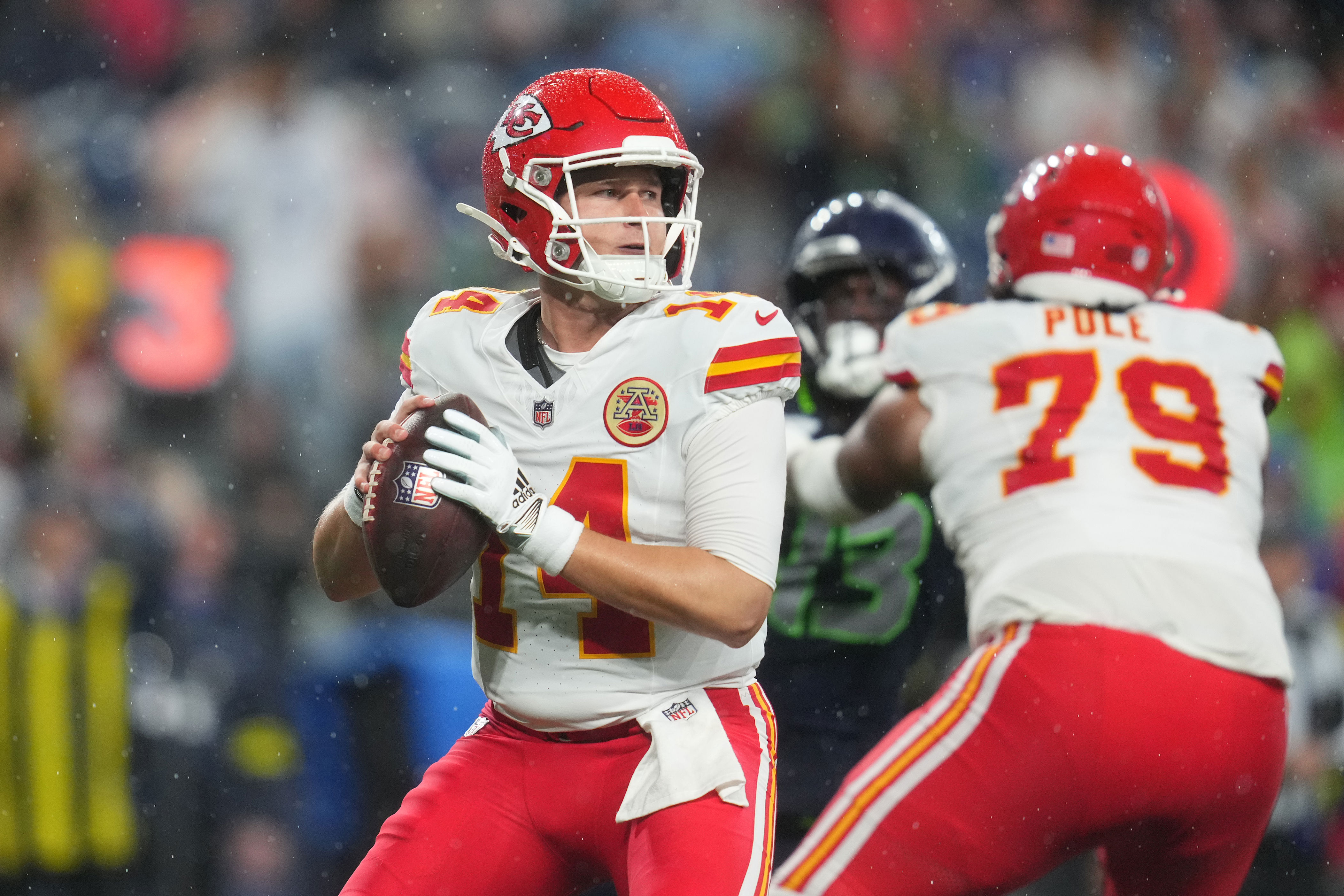 Browns make roster move at QB position for Week 17 vs Steelers