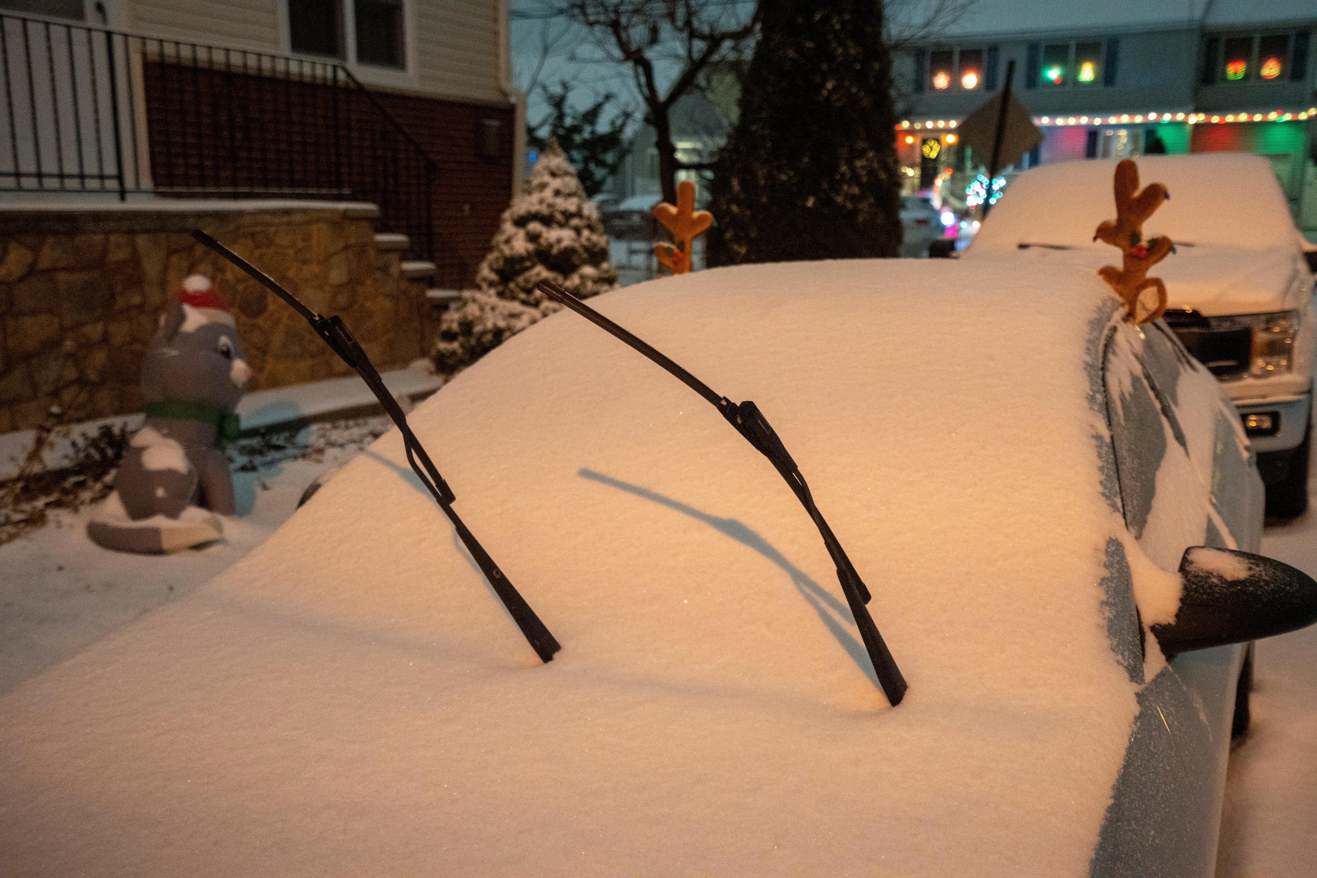 Should I put my windshield wipers up when it snows in AL? What AAA says