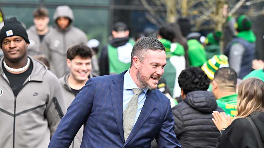 Oregon Ducks injury update from practice highlights one major absence