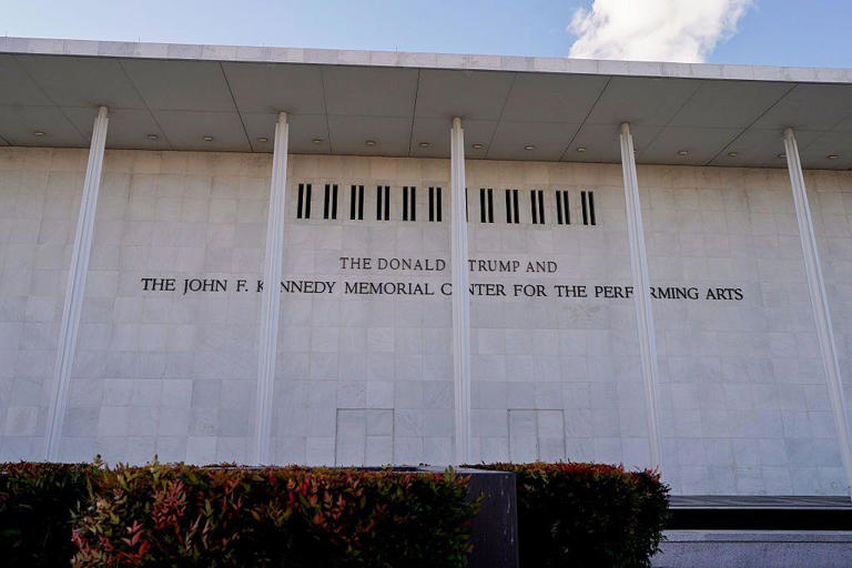 Kennedy Center seeks $1M damages from musician who cancelled after ...