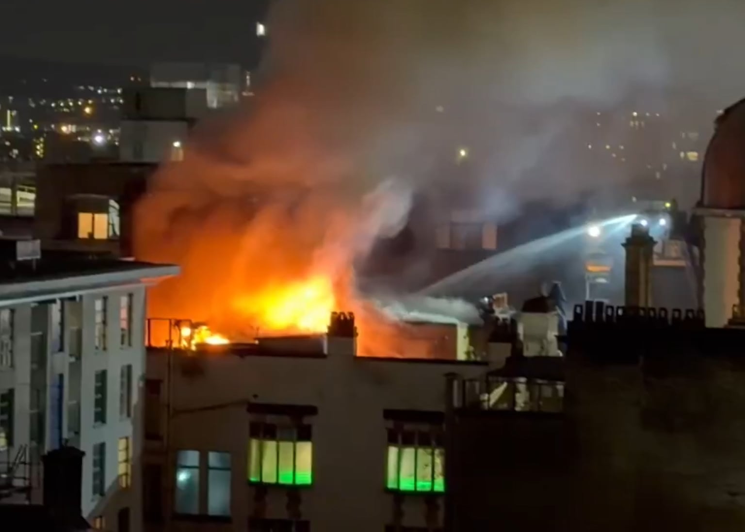 Firefighters tackle building fire in centre of Glasgow