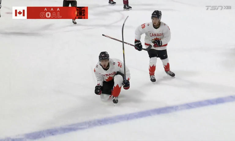 Michael Hage donne la victoire au Canada en prolongation au CMJ