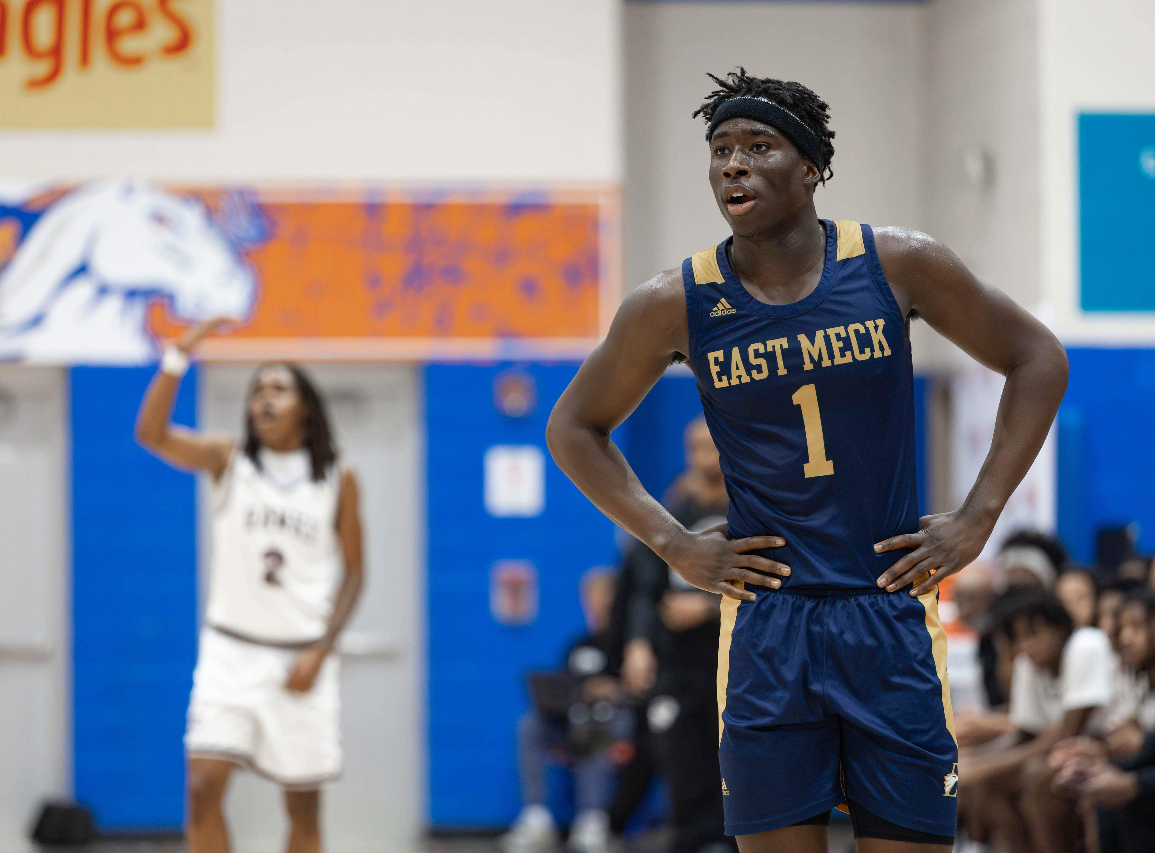 From JV bench to starring role, East Meck soph Zavion Funderburk powers ...