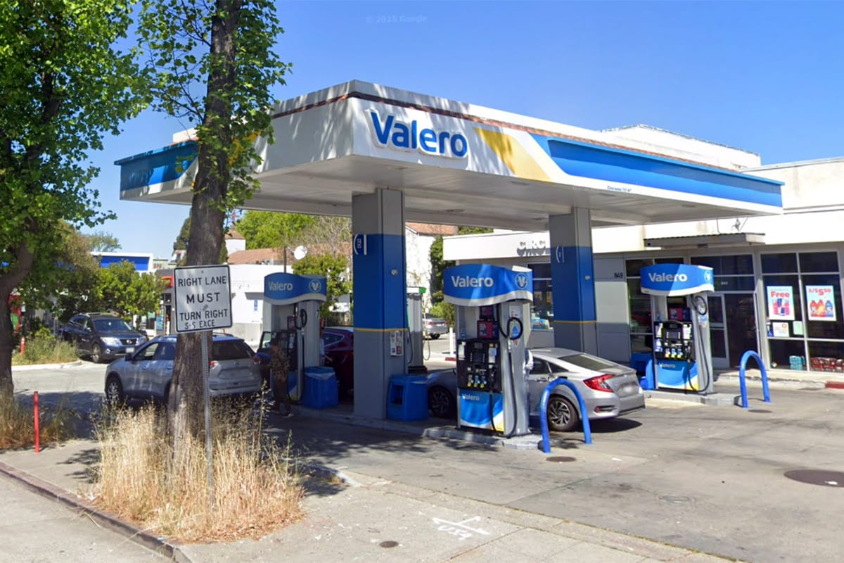 Robbery suspect escapes amid Berkeley police search