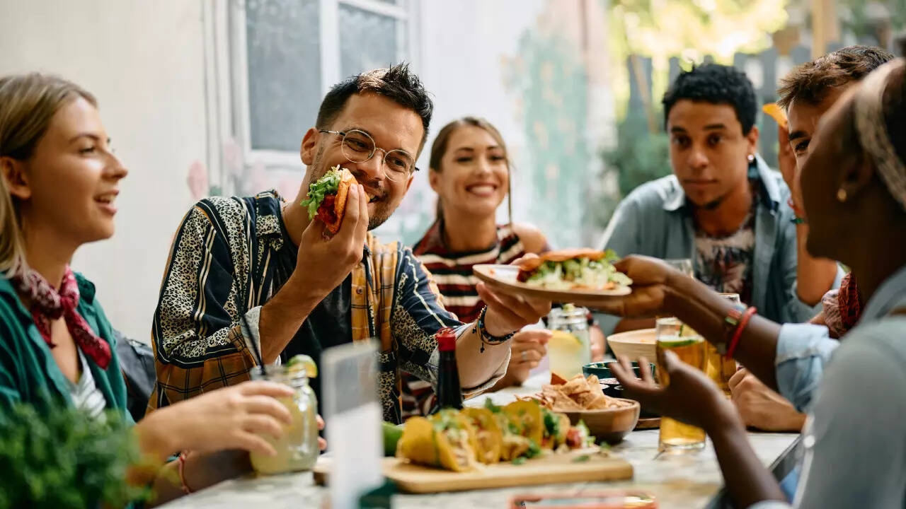 Heart surgeon reveals how your social circle shapes your body weight