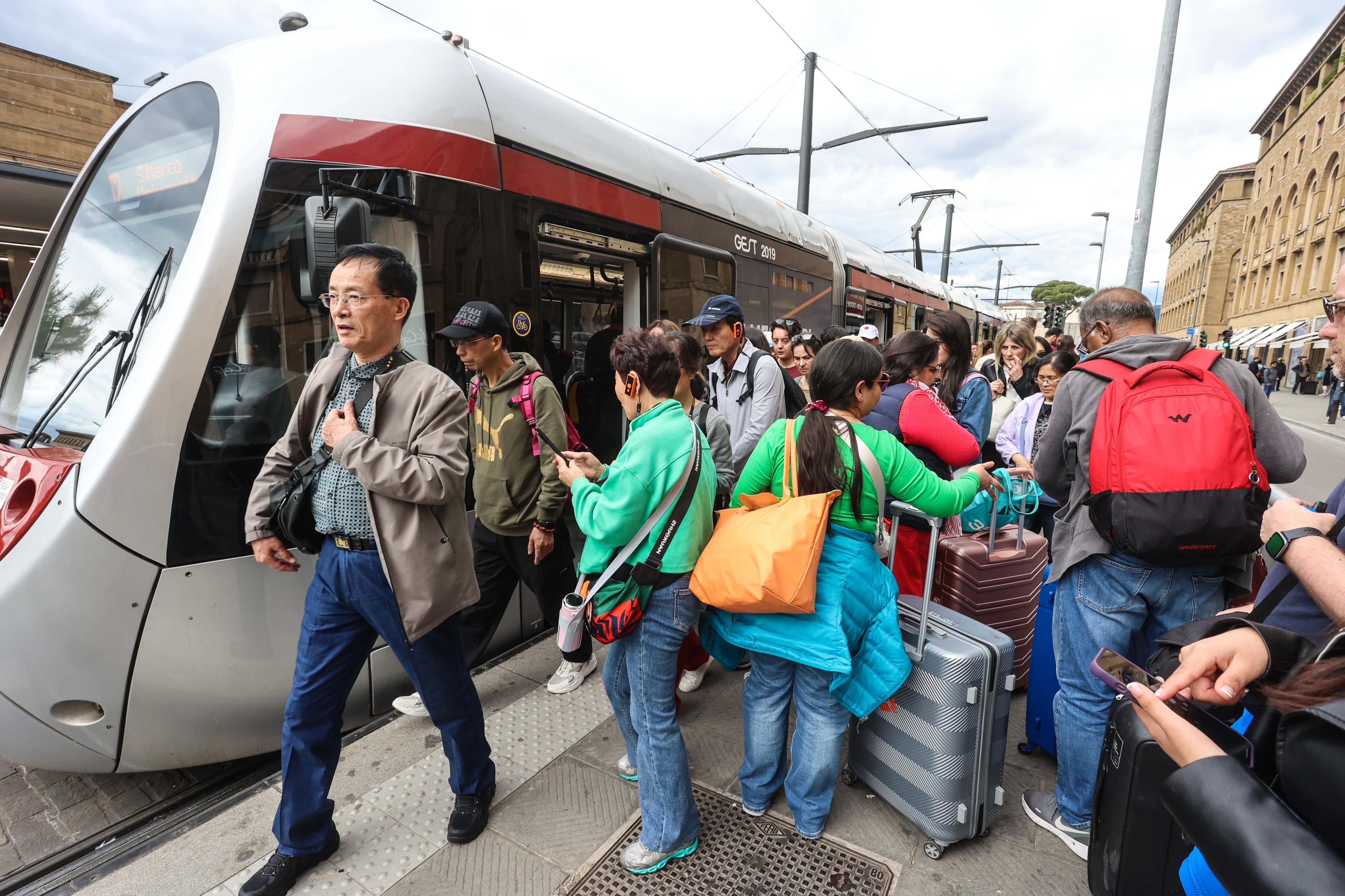 Firenze, Google Maps ignora la tramvia: nei percorsi solo auto e bus