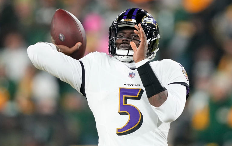 Who is Tyler Huntley? Ravens backup quarterback starting vs Packers.
