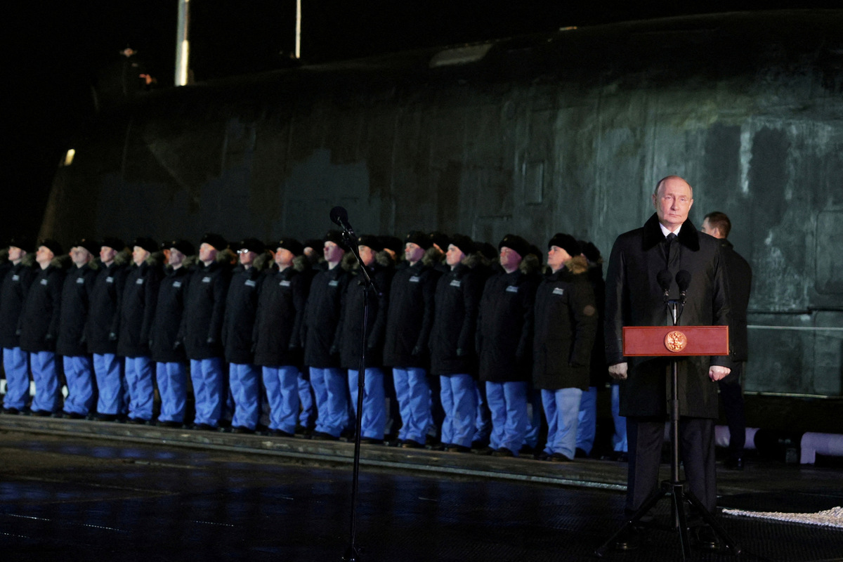 Putin again demands Zelensky's removal and vows to finish off Ukraine