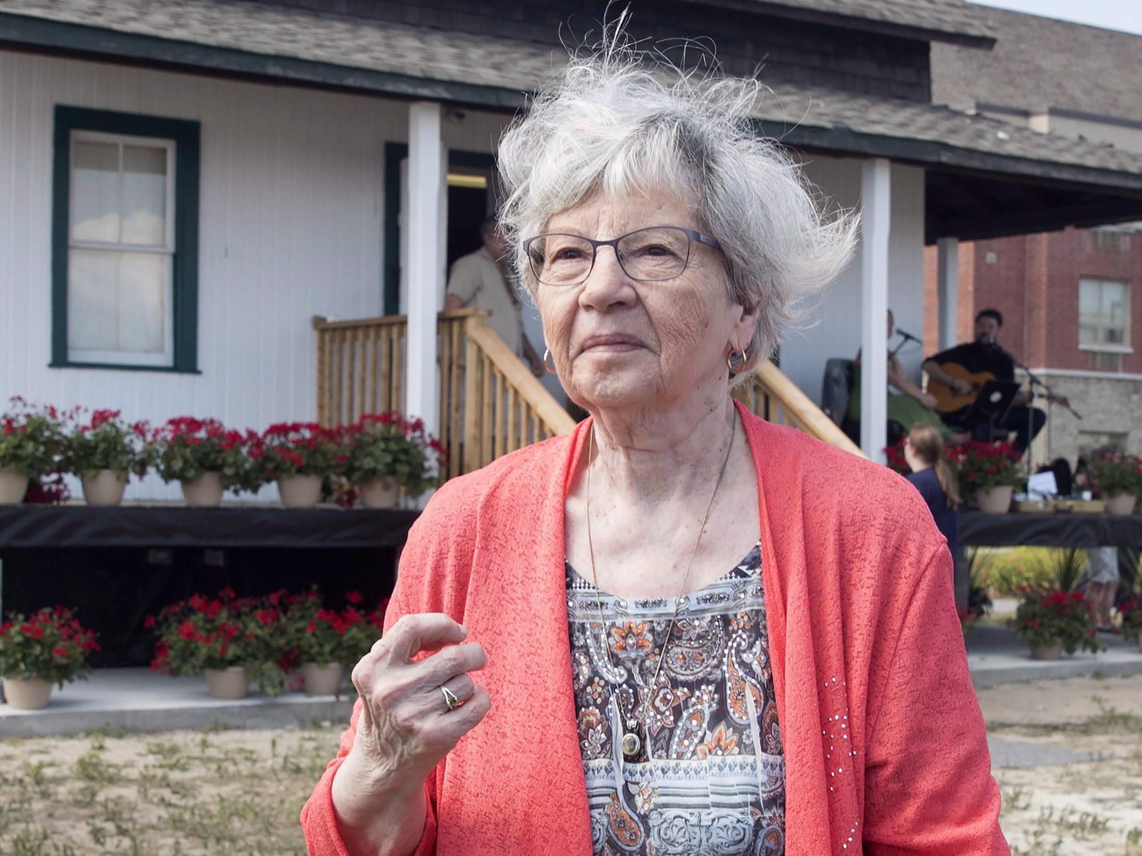 Mort d’Annette Dionne : « la fin d’une époque », disent proches et ...