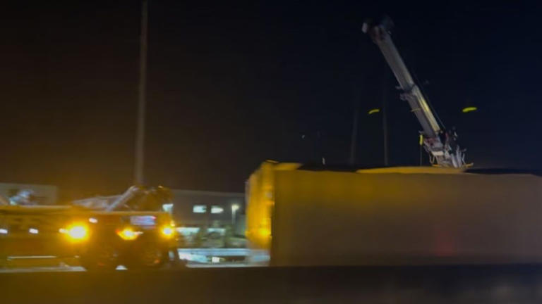 Semi crash shuts down Florida's Turnpike northbound lanes in PSL