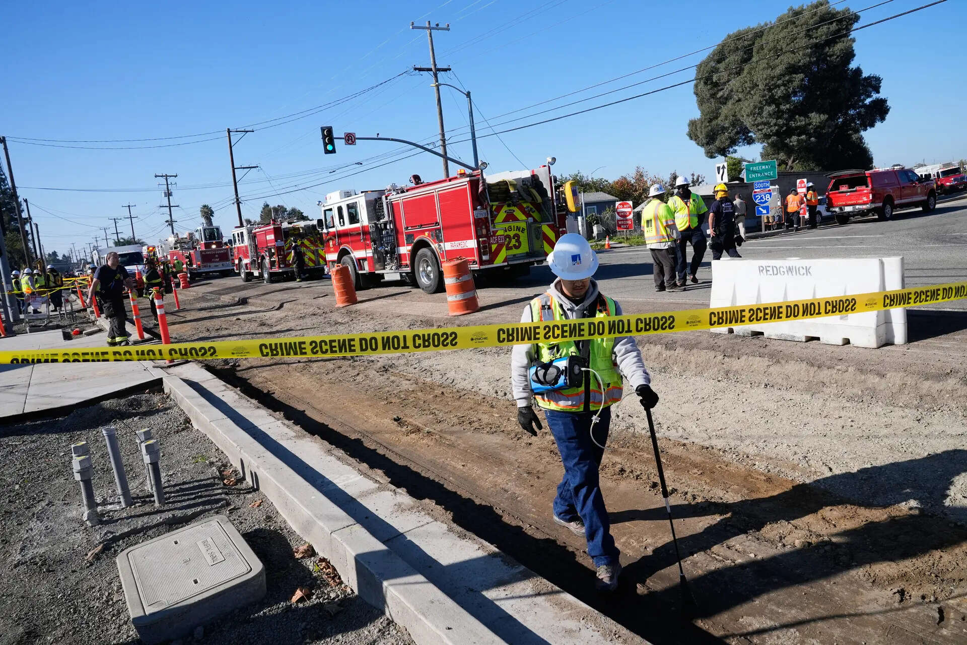 Castaic gas line explosion shuts 5 freeway, triggers wide shelter‑in ...