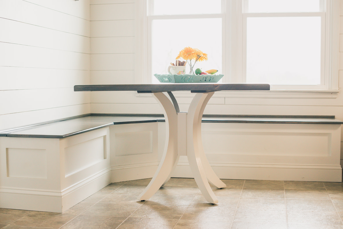 Interior designer transforms empty corner into a cozy and elevated ...