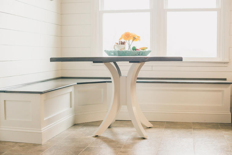 Interior designer transforms empty corner into a cozy and elevated ...