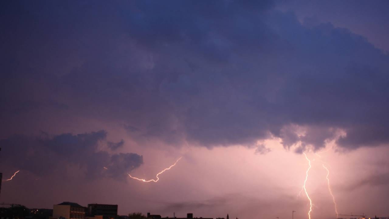 Heavy rain alert: 28, 29, 30 आणि 31 डिसेंबरला मुसळधार पाऊस, अलर्ट जारी ...